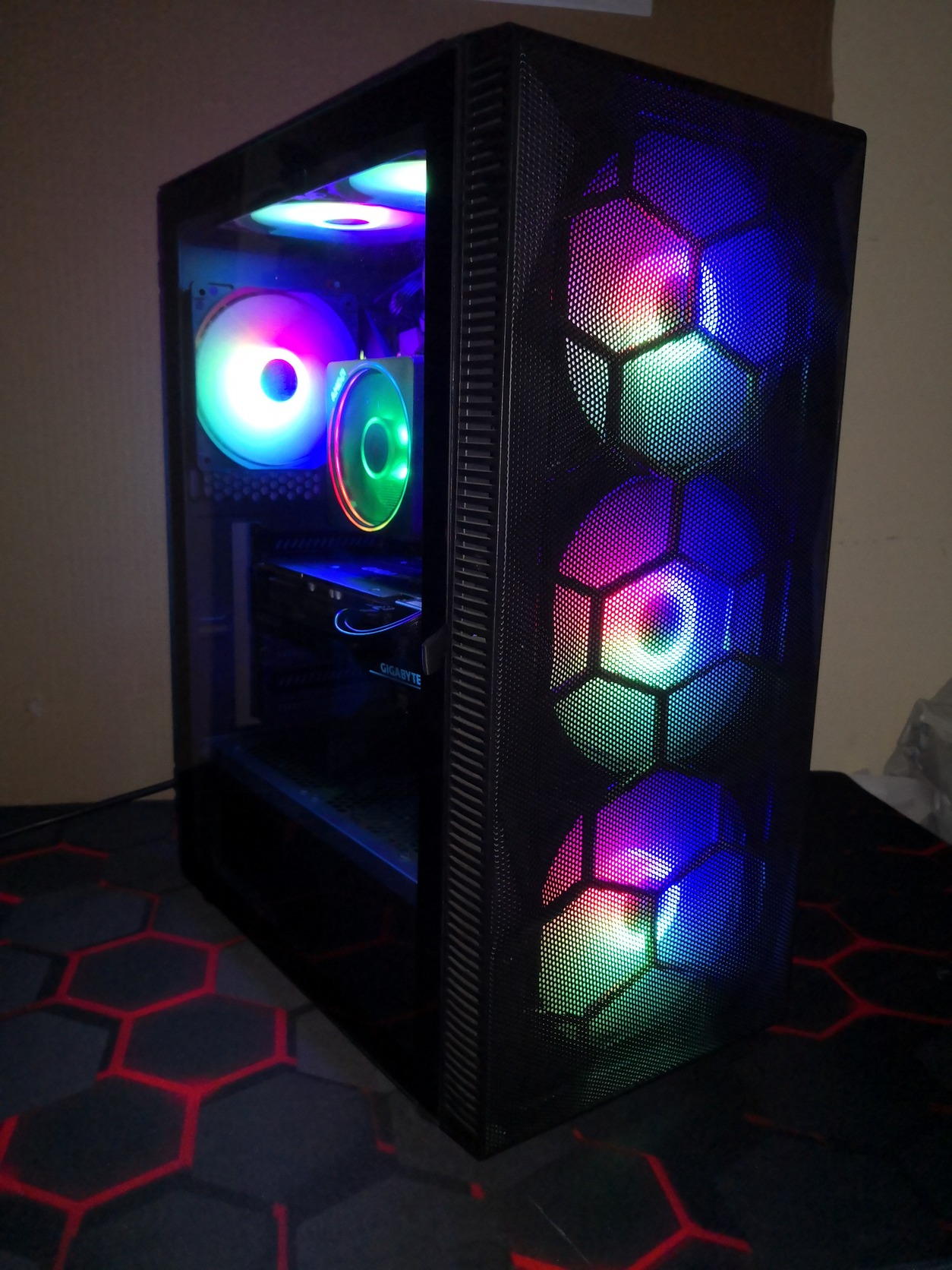 Montech RGB PC - ROG B450, Ryzen 7 3800X, 16Gb, RX 6600 XT, 512Gb M2 ...