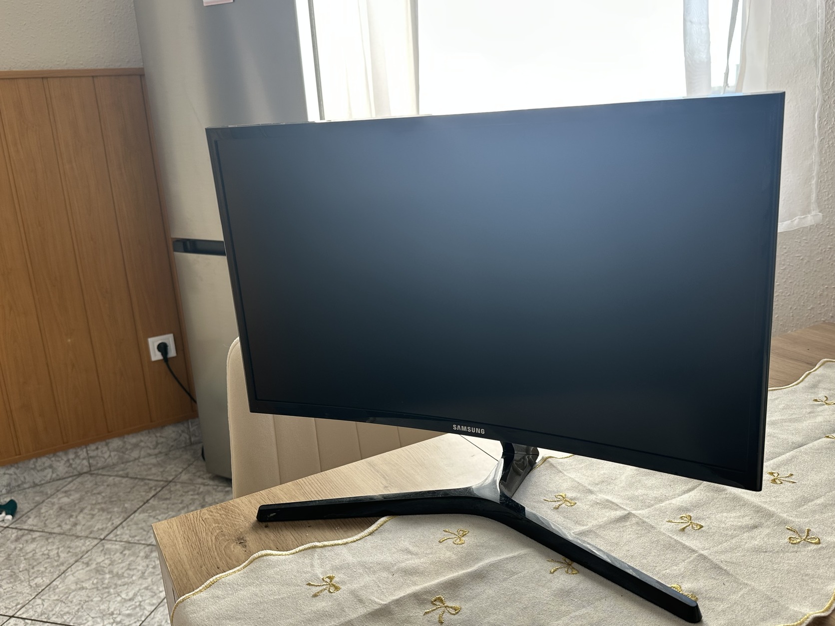 Samsung Odyssey CRG5 144hz - HardverApró