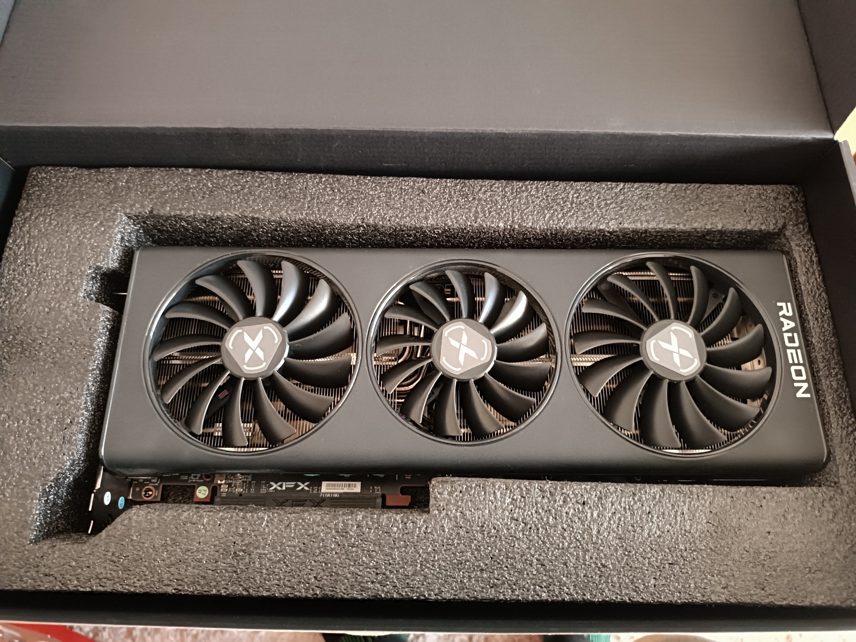 XFX RX6800 - HardverApró