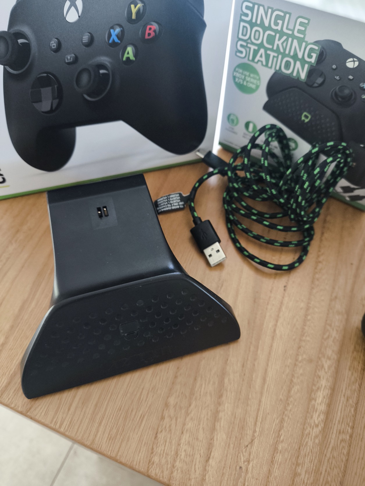 Xbox seires X konti x venom aksi - HardverApró