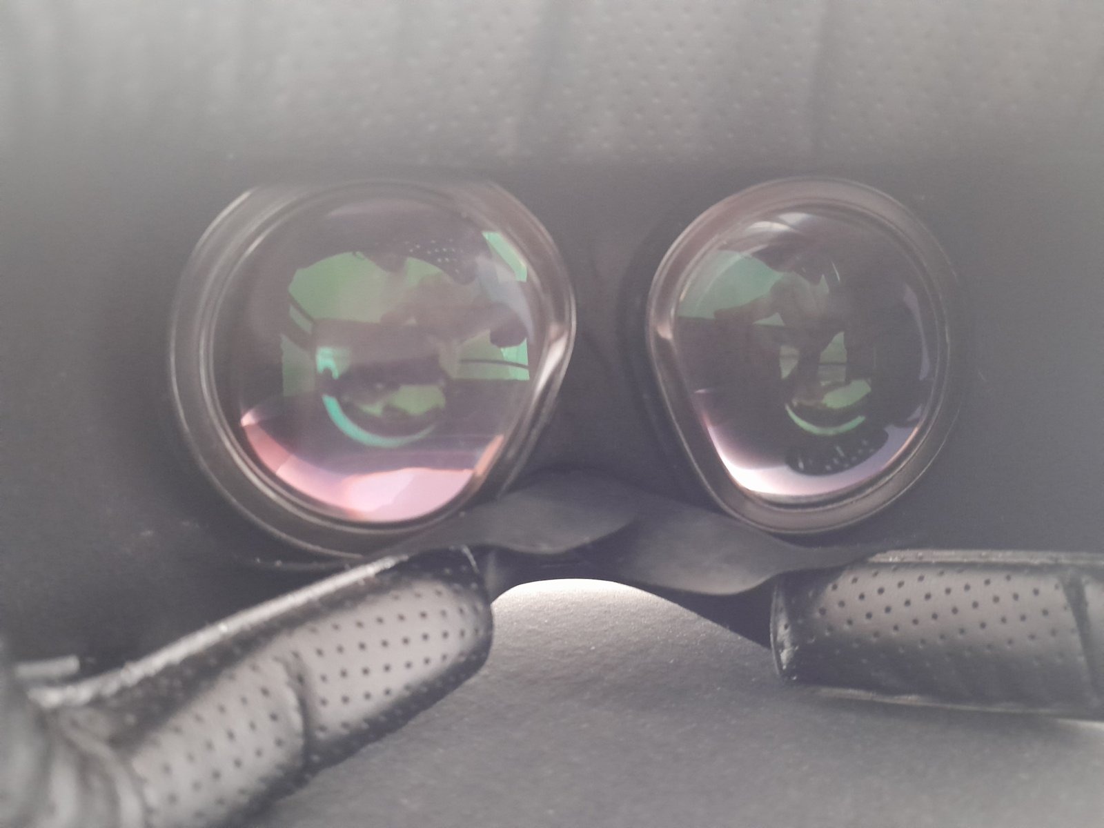 Garanciális Pimax Crystal Light eladó (2027 januárig) - HardverApró