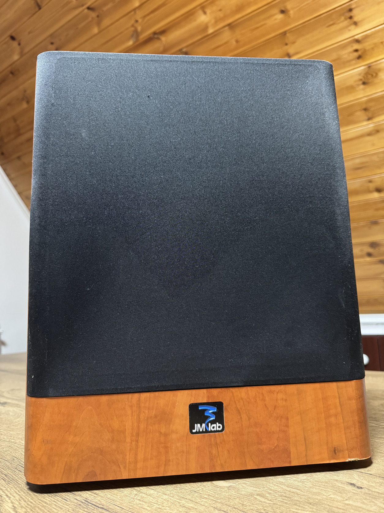 JM Lab Focal Chorus SW 700 - HardverApró