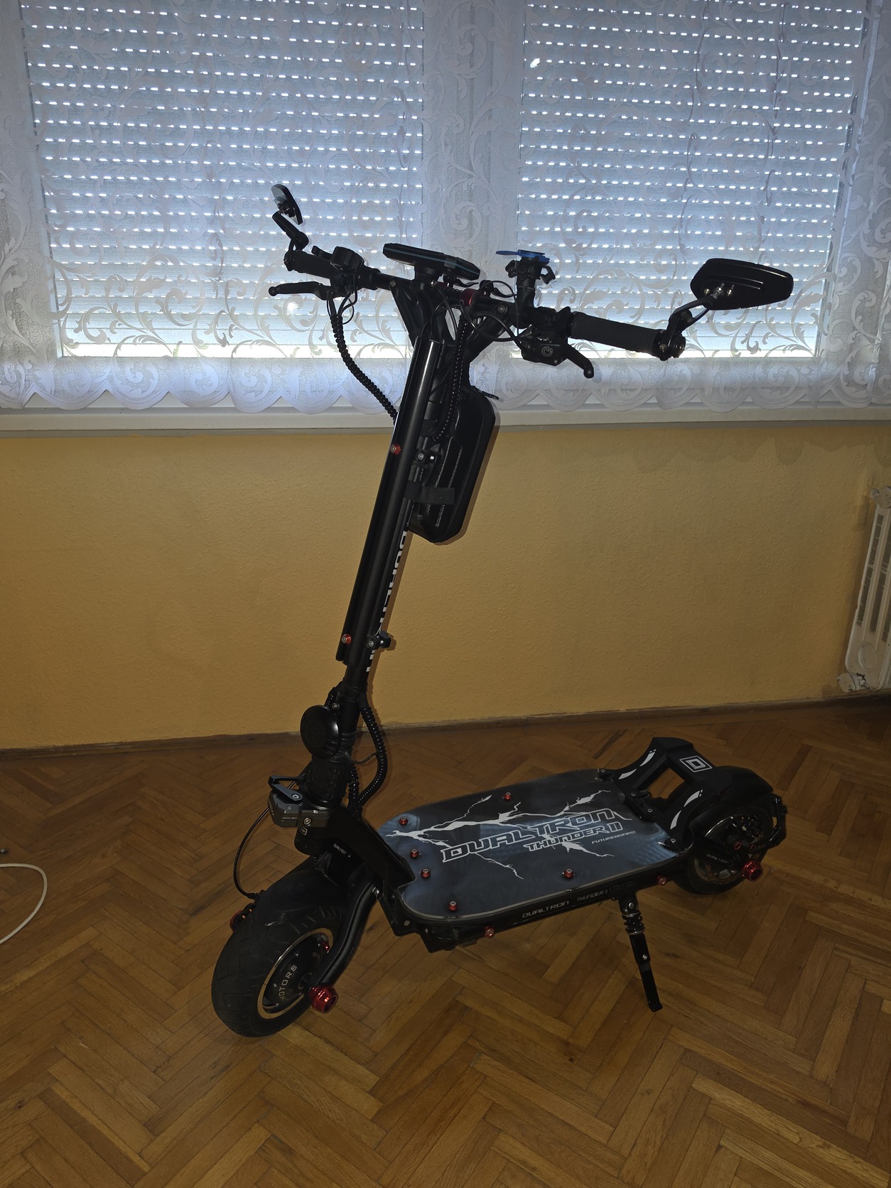 Eladó Dualtron Thunder 2 elektromos roller nagyon sok extrával újszerű ...