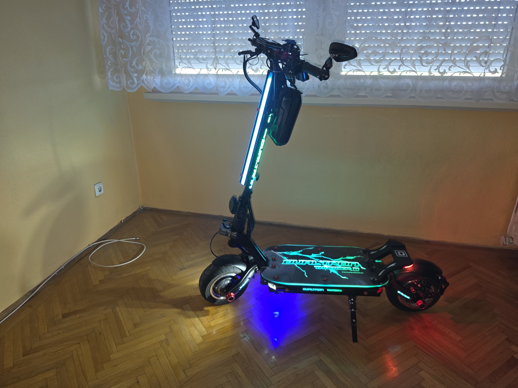 Eladó Dualtron Thunder 2 elektromos roller nagyon sok extrával újszerű ...