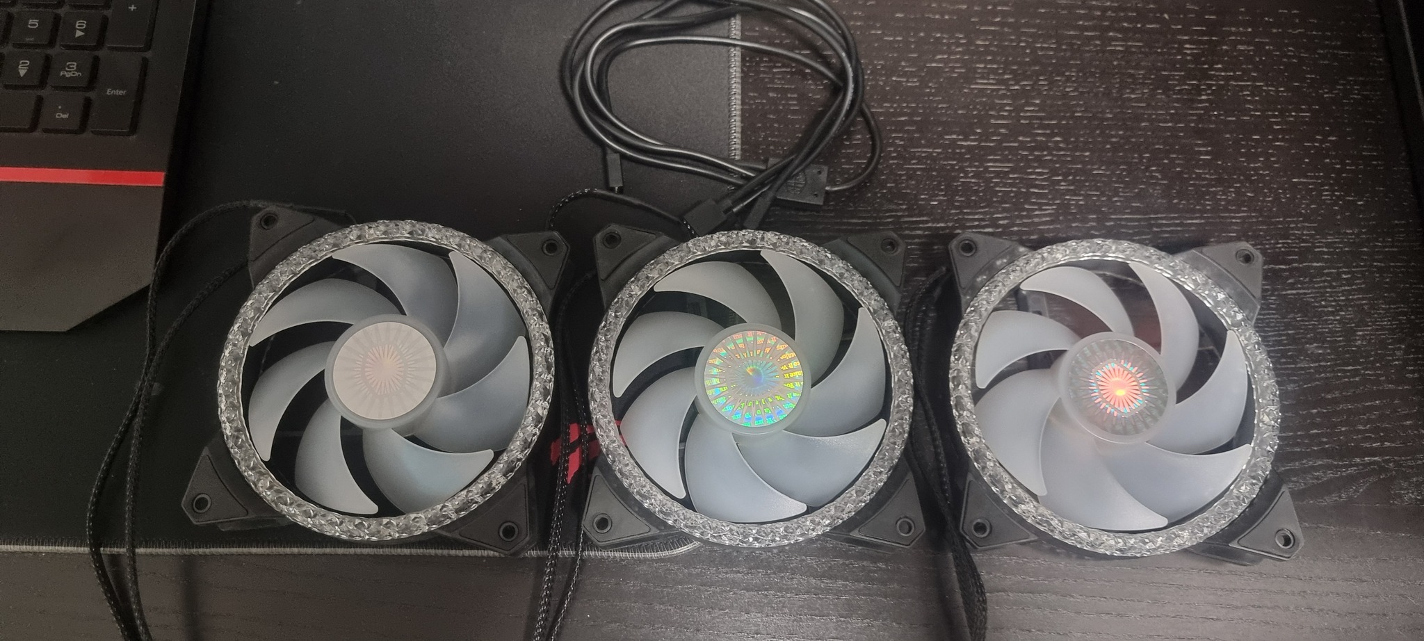 3 darabos Coolermaster MasterFan MF120 Prismatic - HardverApró