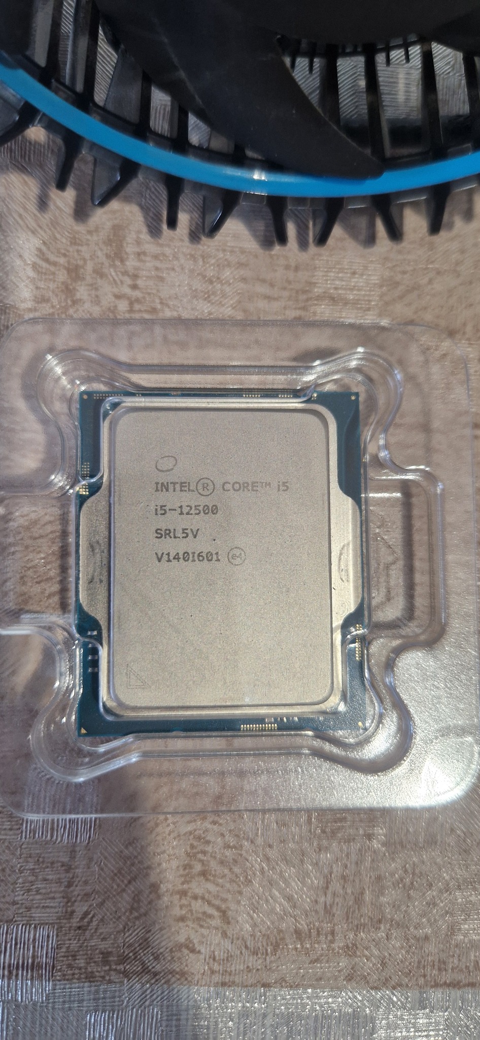 Intel Core i5-12500 processzor (dobozos, gyári hűtővel, hibátlan ...
