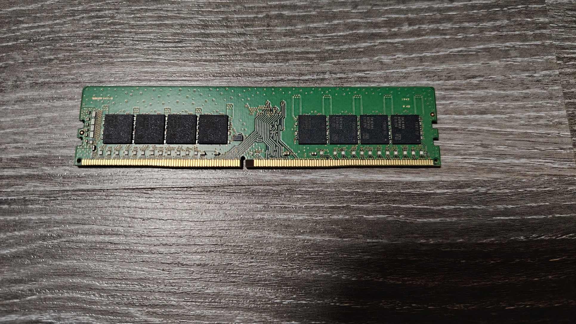Samsung 32GB DDR4 3200MHz RAM (M378A4G43AB2-CWE) - HardverApró