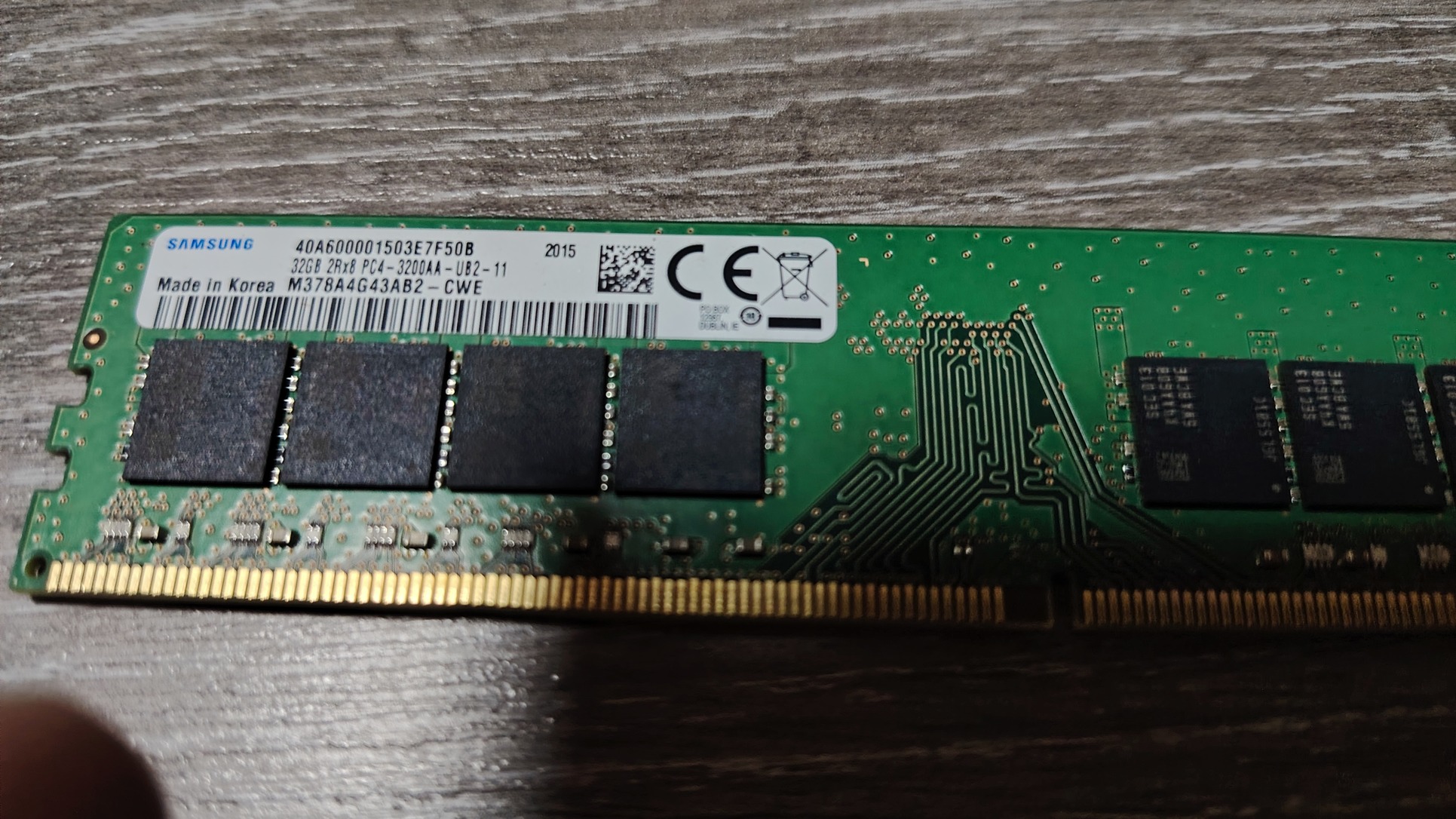 Samsung 32GB DDR4 3200MHz RAM (M378A4G43AB2-CWE) - HardverApró