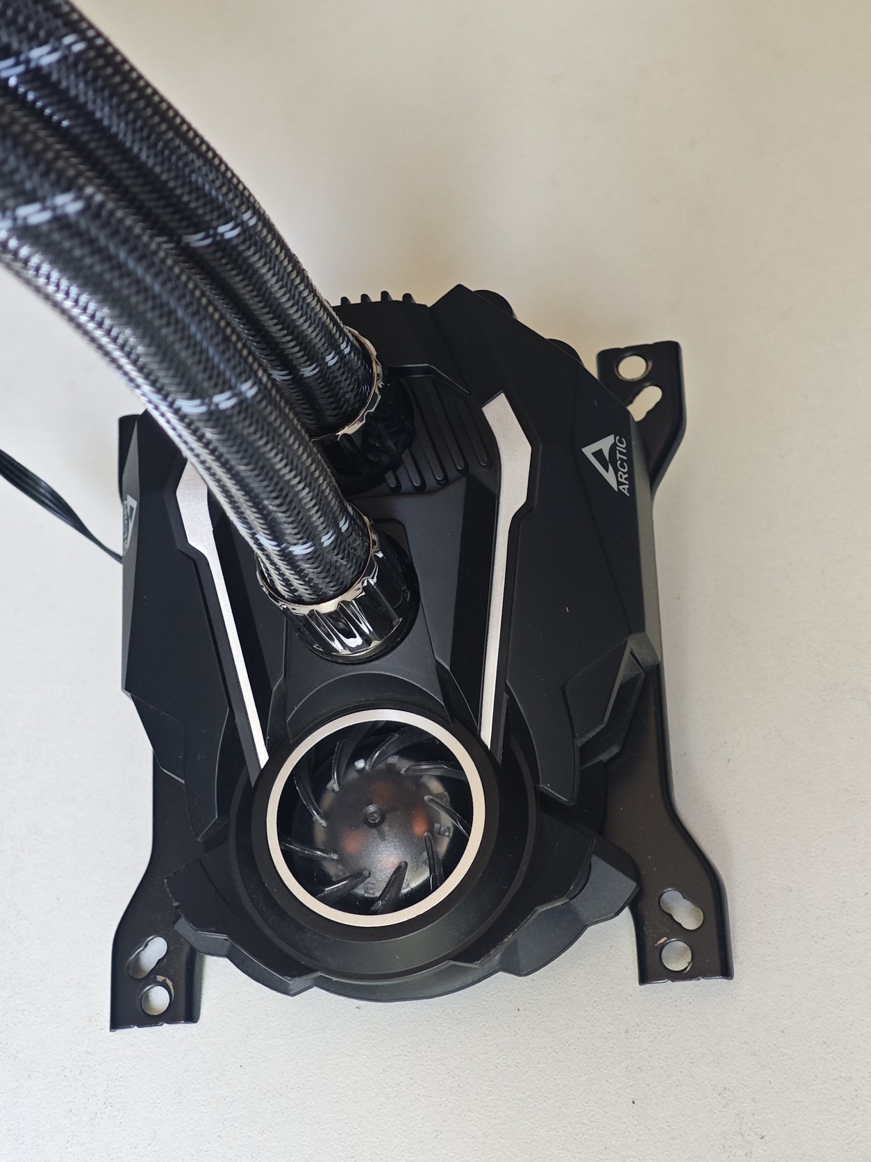 Arctic Liquid Freezer II Pro 280 - HardverApró