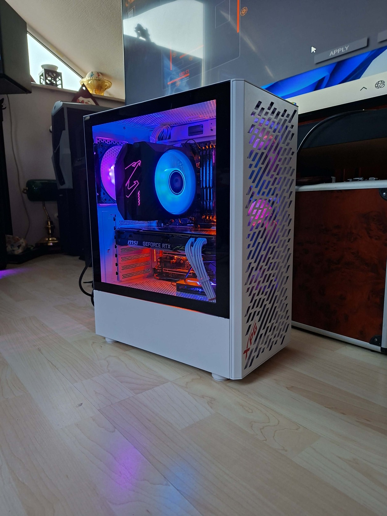 Gyönyörű Erős i7 + Rtx 2080 PC olcsón - HardverApró