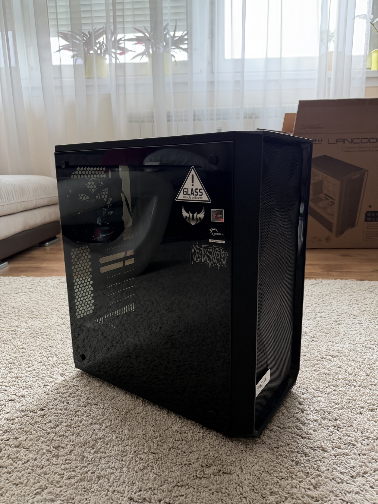 Eladó Fractal Design Meshify C - HardverApró