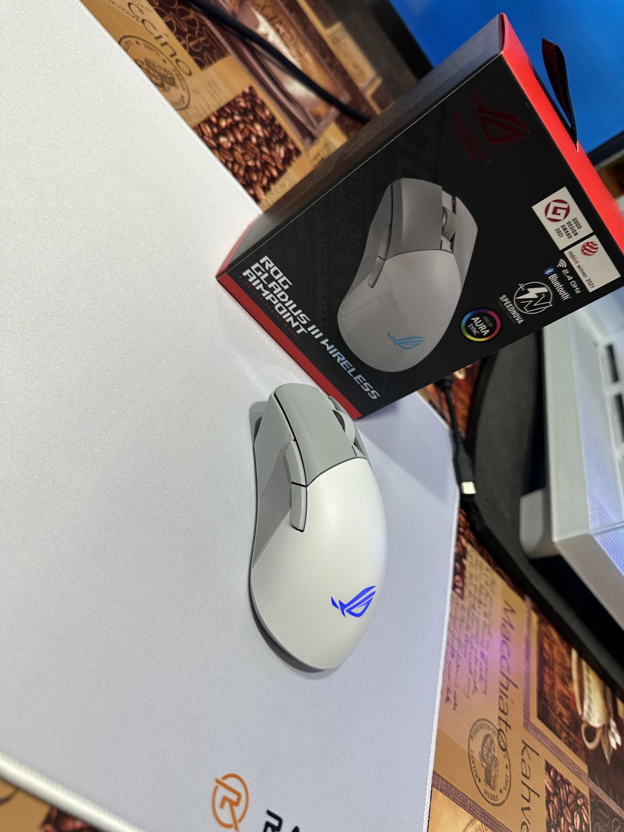 Eladó ASUS ROG Gladius III Wireless egér! - HardverApró
