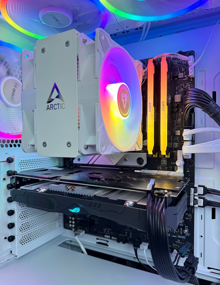 Kingston FURY RGB 32GB 3200MHz (2x16GB) - HardverApró