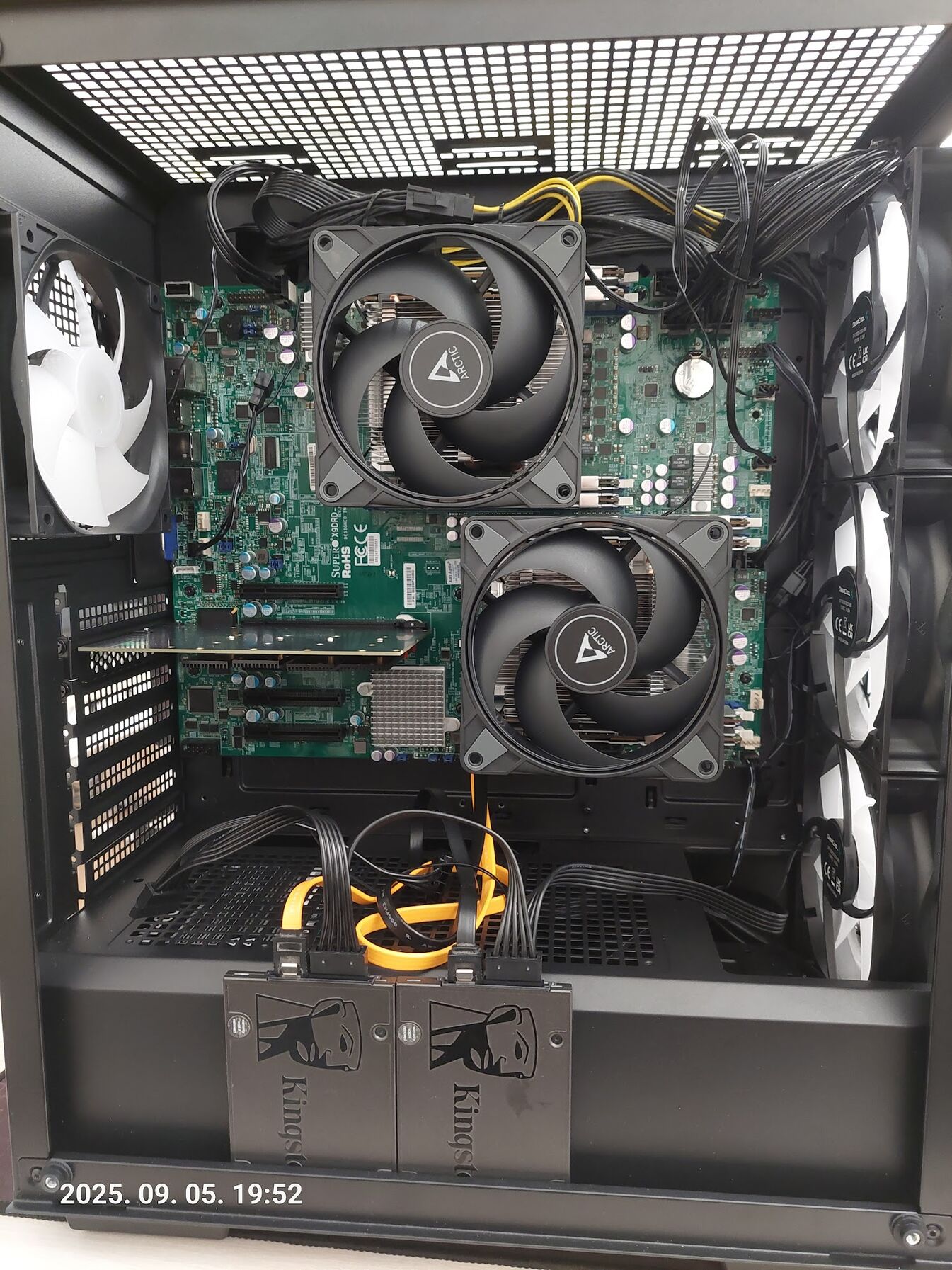 22 mag olcsón avagy Xeon 2696v4 20eft-ért - PROHARDVER! Hozzászólások